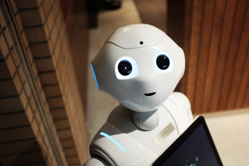 Maggie! A home robot to help you out in your daily chores. – UnicodeTech